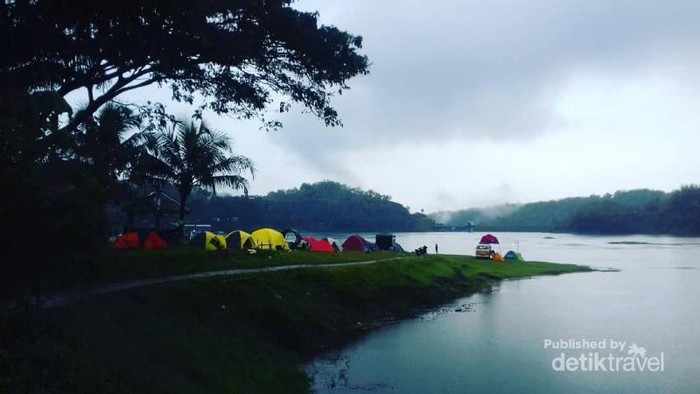 Waduk Sermo, Tempat Kemping Murah Meriah di Kulonprogo