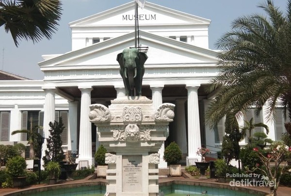 Wisata Edukasi di Jakarta, ke Museum Nasional Saja