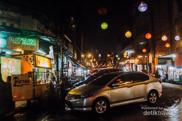 Wisata Kuliner Buka Puasa di Cibadak, Bandung