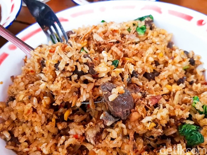 Nasi Goreng Paru hingga Empal Mercon yang Rasanya Mantul