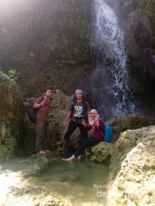 Air Terjun Sri Gethuk, yang Segar Dari Gunungkidul