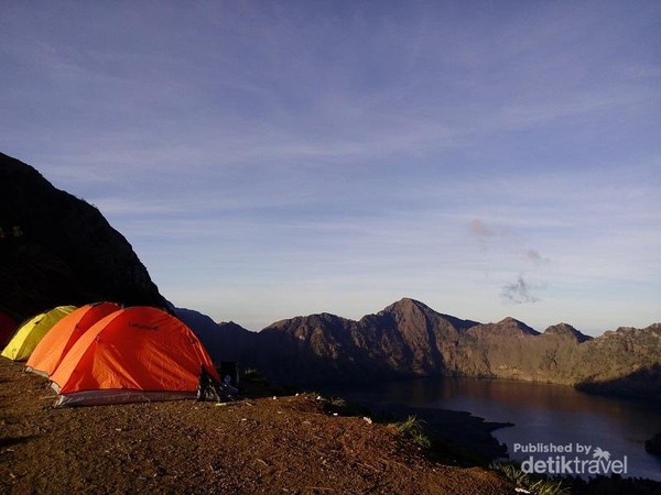 Begini Cantiknya Rinjani dari Plawangan Sembalun