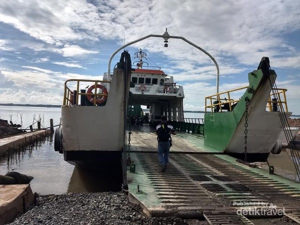 Desa Ramah dengan Pemandangan Ciamik dari Kalsel