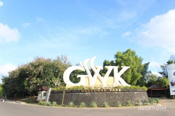 GWK, yang Wajib Dikunjungi Saat di Bali