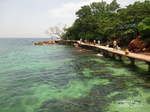 Jernihnya Laut Pulau Salah Namo