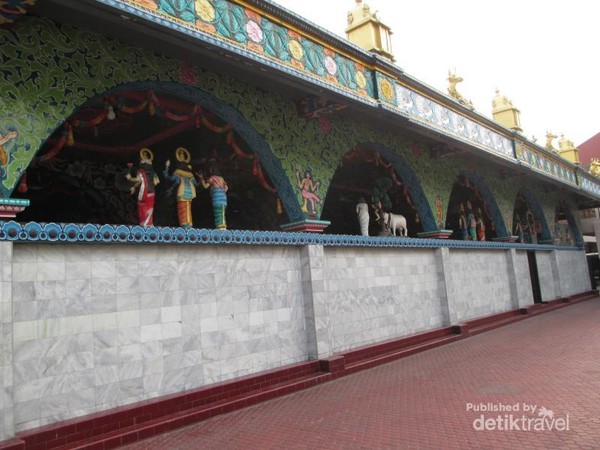 Kuil Shri Mariamman, Kuil Tertua di Kota Medan