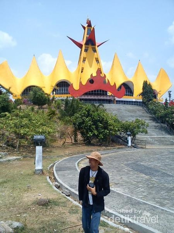 Menara Siger di Lampung, Tugu Nol Selatan Sumatera Menara Siger di Lampung, Tugu Nol Selatan Sumatera