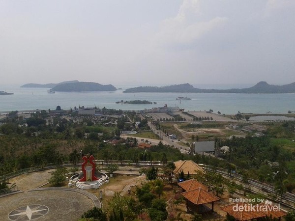 Menara Siger di Lampung, Tugu Nol Selatan Sumatera Menara Siger di Lampung, Tugu Nol Selatan Sumatera