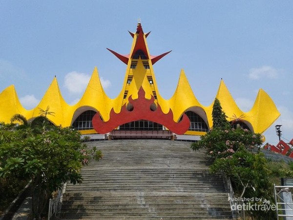 Menara Siger di Lampung, Tugu Nol Selatan Sumatera Menara Siger di Lampung, Tugu Nol Selatan Sumatera