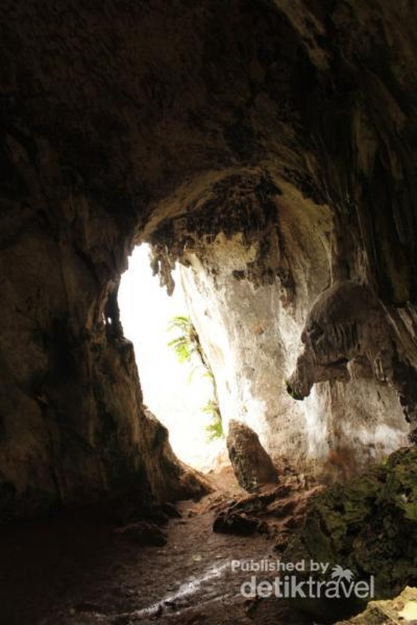 Menelusuri Jejak Manusia Purba di Gua Pawon, Bandung Barat