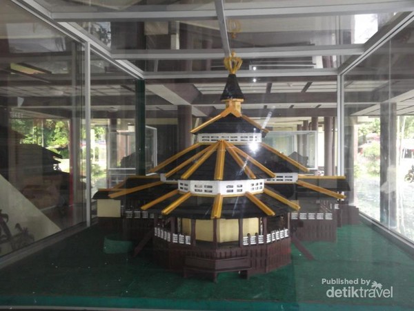 Mengenal Sejarah Pontianak di Museum Kalimantan Barat