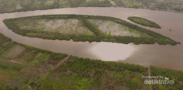 Menyusuri Sejarah & Indahnya Pulau Telo Kabupaten Kapuas