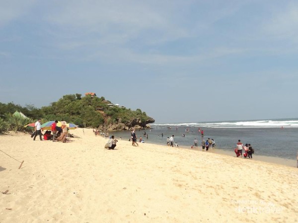 Pantai Sundak, Ini Dia Pantai Favorit di Gunungkidul