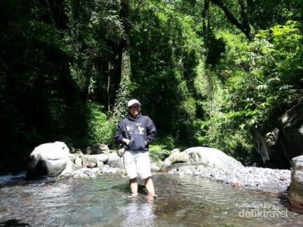 Pesona Air Terjun Sendang Gile & Tiu Kelep di Lombok Pesona Air Terjun Sendang Gile & Tiu Kelep di Lombok