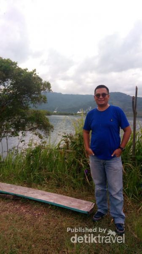 Pesona Keindahan Danau Asam Suoh Lampung Barat Pesona Keindahan Danau Asam Suoh Lampung Barat