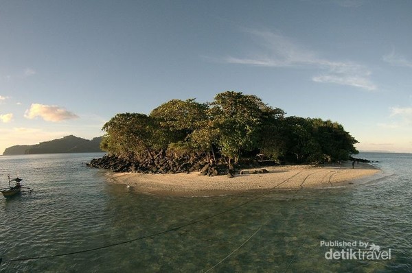 Pesona Pulau Umang-umang di Lampung, Bikin Mabuk Kepayang