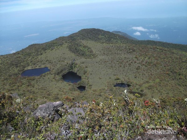 Puas Mendaki si Cantik Gunung Talamau di Sumbar