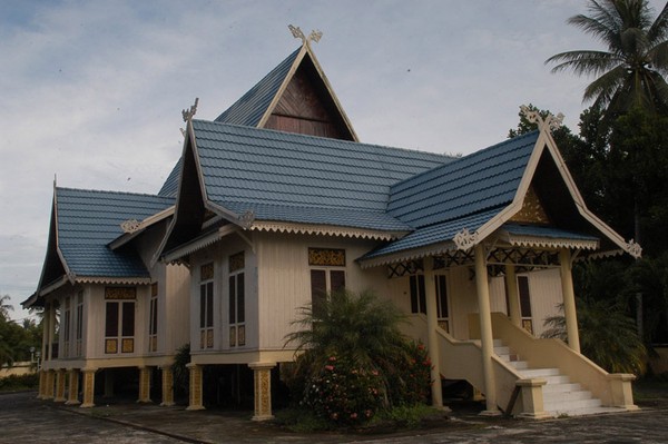 Rumah adat Melayu, Riau