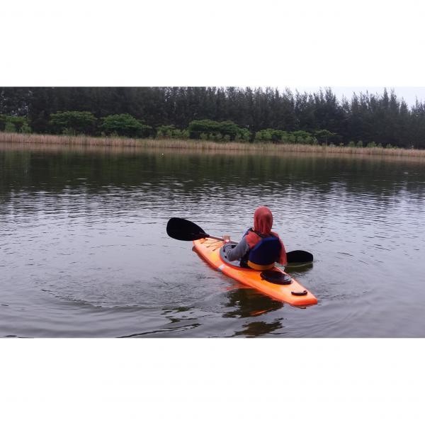 Serunya Main Kayak di Bangka Botanical Garden