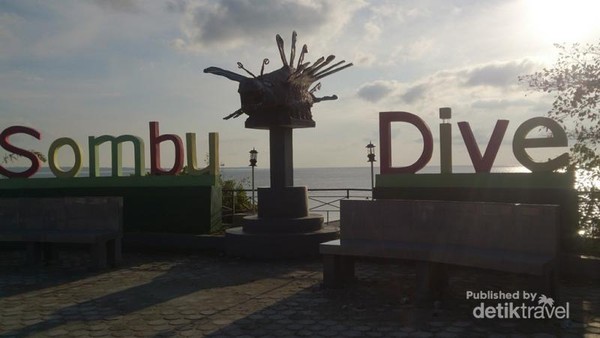 Suasana Sore di Wakatobi, Cantik!