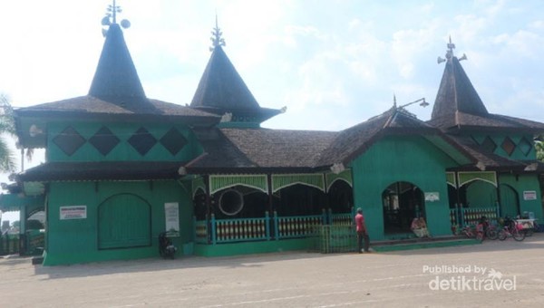 Wajah Masjid Berusia 5 Abad di Banjarmasin