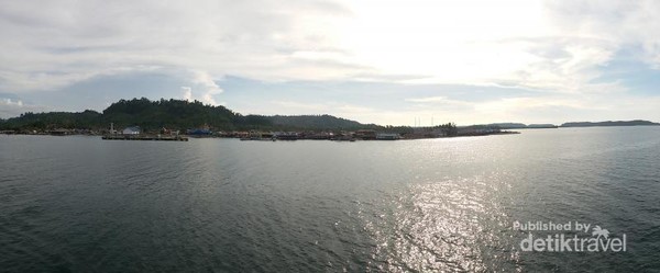 Yang Keren di Sulawesi Tengah, Teluk Tomini