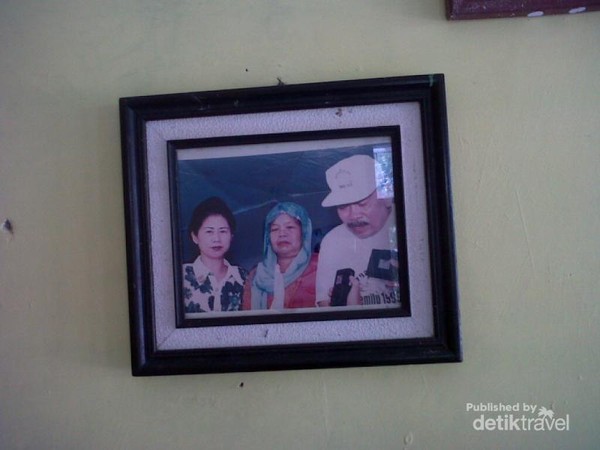 Ziarah Makam Ma Eroh, Pahlawan Lingkungan yang Terlupakan