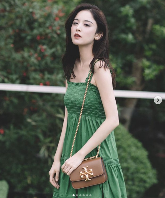 Guli Nazha, Aktris China yang Payudaranya Diremas Lawan Mainnya