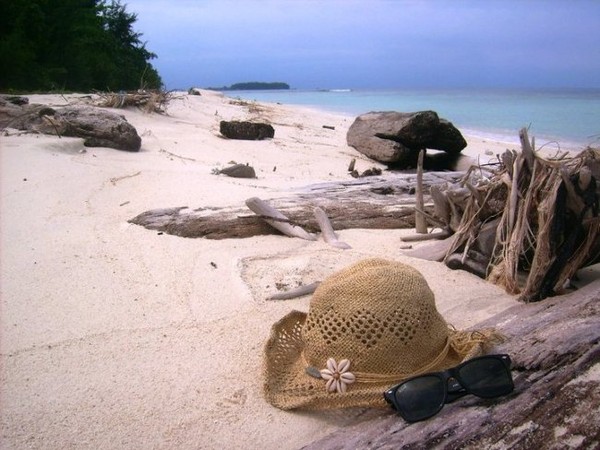 1000 Island, Pulau Kayu Angin