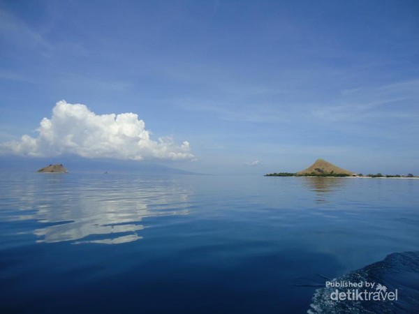 Begini Indahnya Pemandangan di Pulau Kenawa, NTB