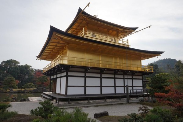 Foto: Kuil Berlapis Emas di Jepang