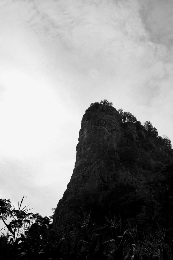 Gunung Gajah di Pemalang, Treknya Ekstrem dan Menantang!