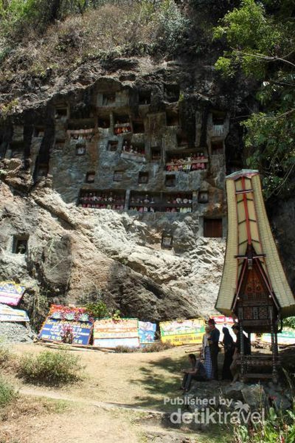 Inilah Pemakaman Toraja yang Terkenal