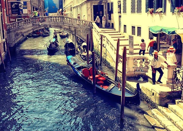 Jalanan Seindah Lukisan di Eropa