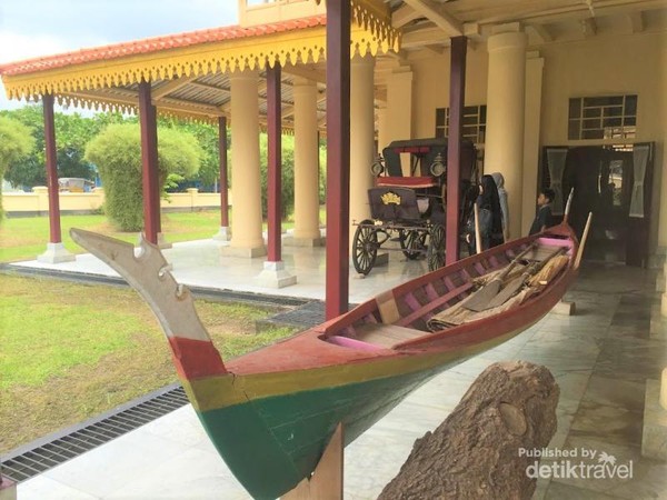 Mahkota Emas Berlian Bukan Sekadar Dongeng di Siak