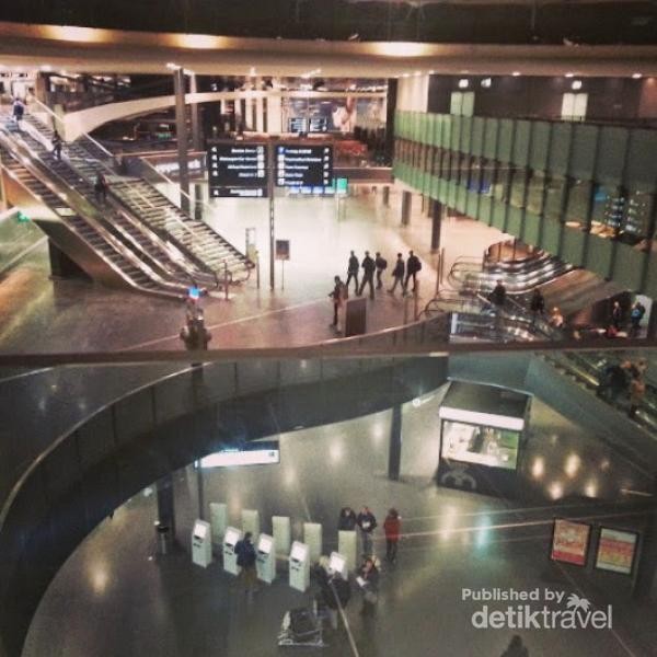 Membandingkan Bandara Brussels, Zurich dan Paris
