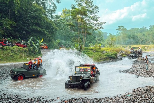 Off Road Lava Tour Merapi, Wisata untuk Pemberani