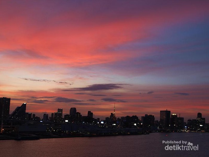 Potret Tokyo Tower dari Berbagai Sisi Tokyo