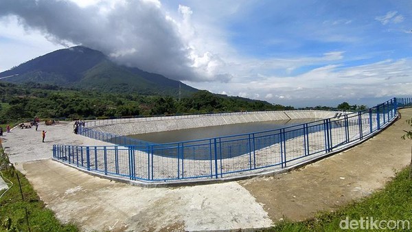 Potret Cantiknya Embung Sekembang di Pagergunung Magelang