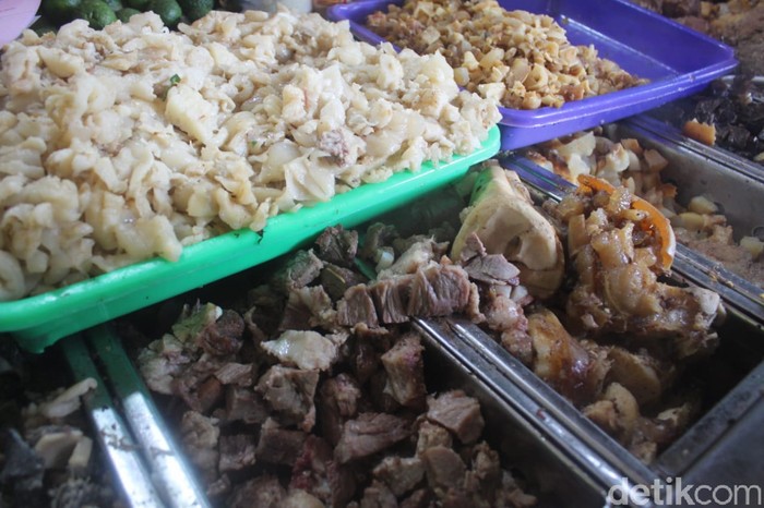 Bakso Kameumeut : Gurihnya Semangkuk Bakso Berlimpah Tetelan