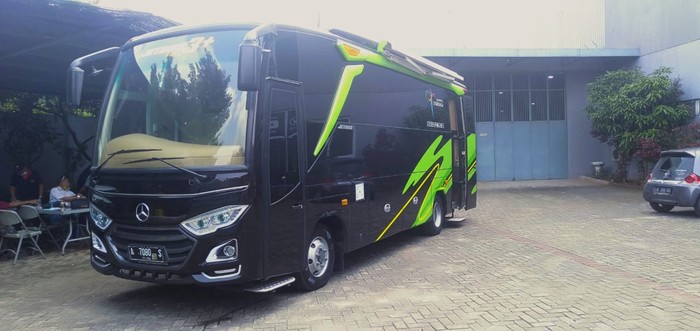 Sultan! Bus Mewah Ini Jadi Rumah Berjalan