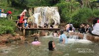 Curug Cipanas Lembang: Daya Tarik, Tiket, dan Jam Buka