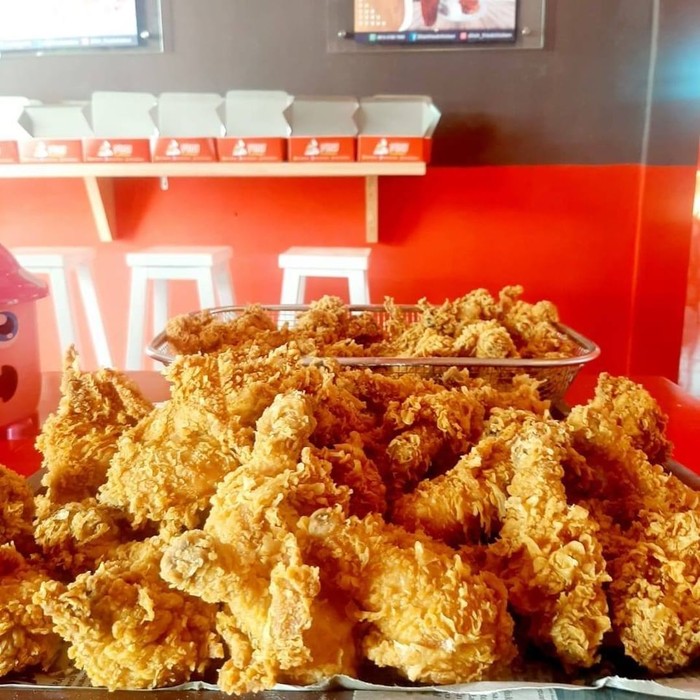 20 Fried Chicken Murah Meriah Ada di Sini