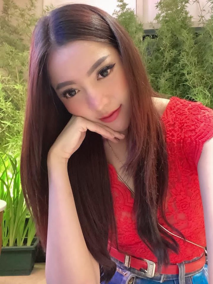 7 Potret Monica Indah, Korban Iklan Selebgram Filler Payudara