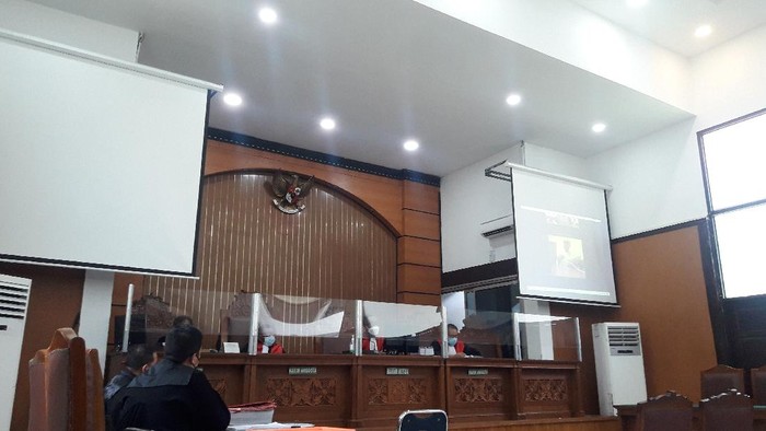 Gus Nur Tak Hadirkan Saksi Meringankan, Sidang Masuk Agenda Tuntutan Gus Nur Tak Hadirkan Saksi Meringankan, Sidang Masuk Agenda Tuntutan