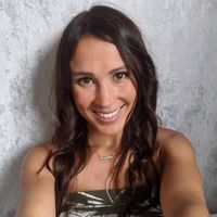 7 Potret Sarah Mhlanga, Peniru Meghan Markle yang Kini Sepi Job