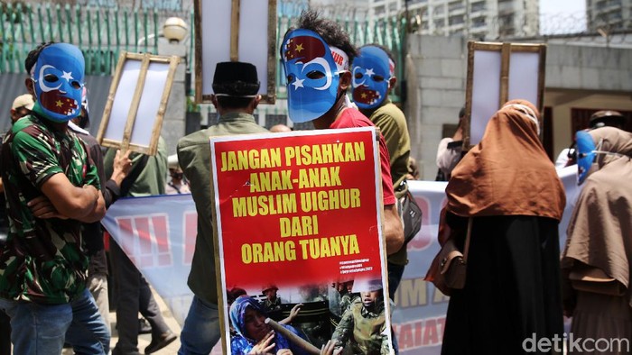 Kedubes China Didemo Kecam Pemerkosaan Wanita Uighur