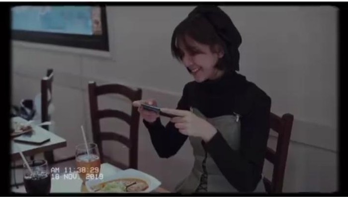 Intip Momen Si Imut Sheila Daisa Saat Belanja Makanan dan Jualan Pop Corn