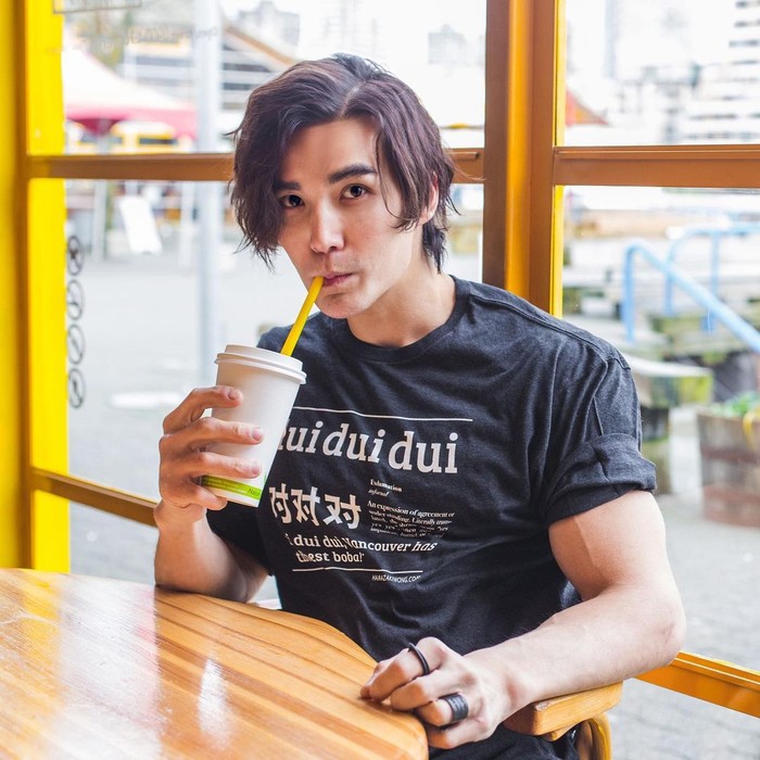 Awas Terpesona! Gantengnya Ludi Lin, Pemeran Liu Kang di Mortal Kombat