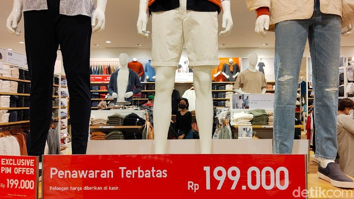Berburu Diskon di Pusat Perbelanjaan Jelang Ramadhan Berburu Diskon di Pusat Perbelanjaan Jelang Ramadhan
